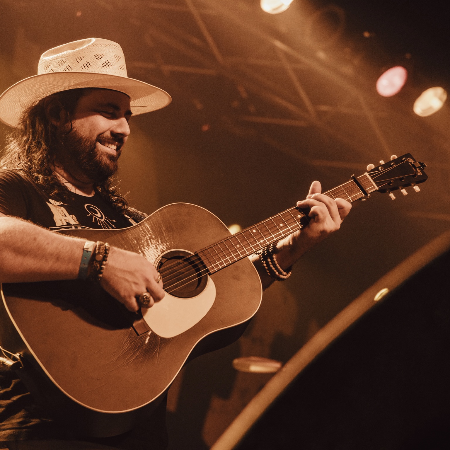 ARTISTS – Wild River Talent